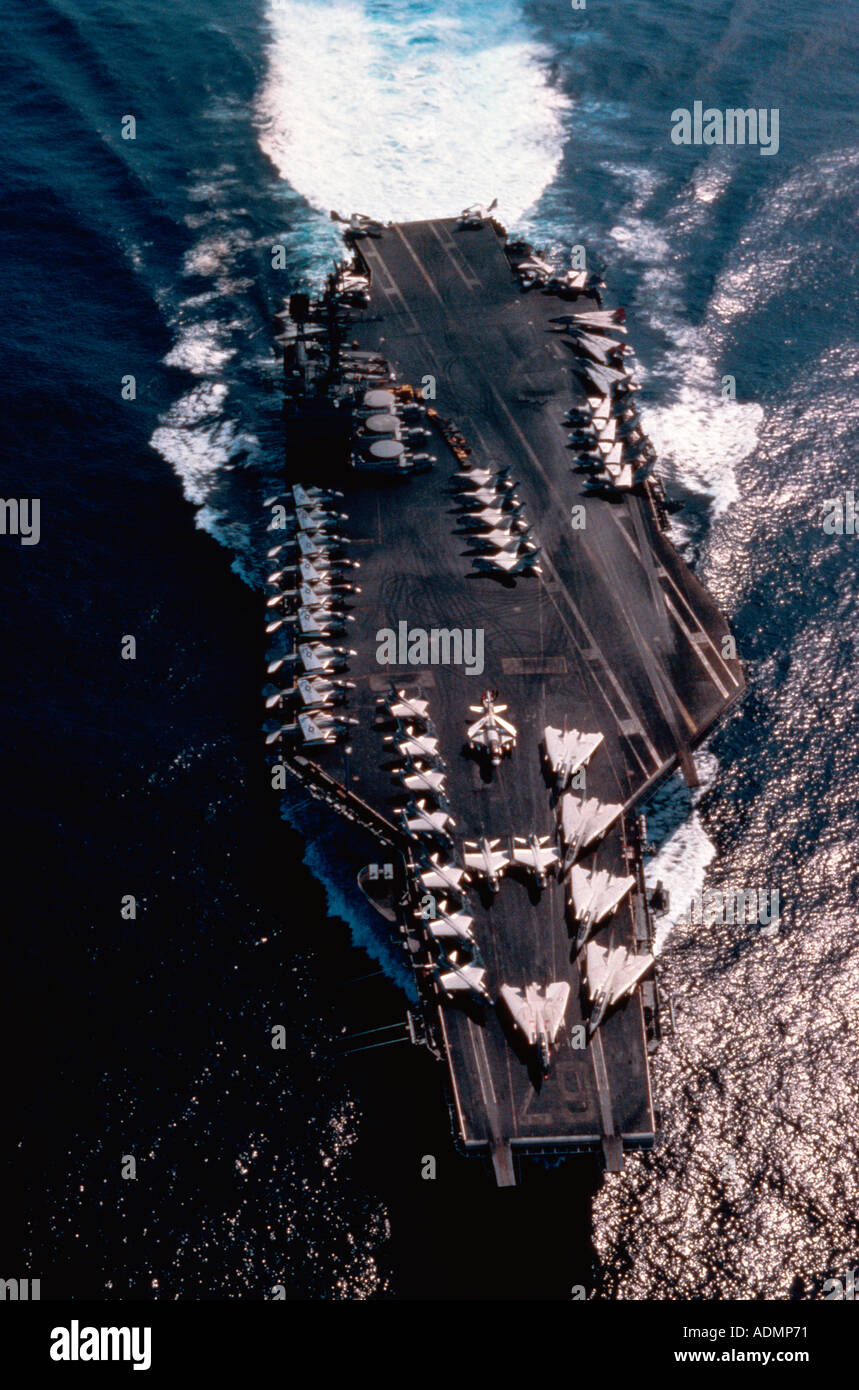 Uss john f kennedy hi-res stock photography and images - Alamy