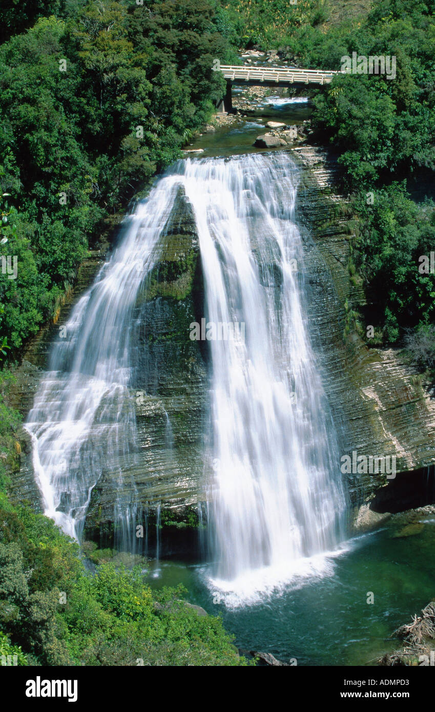 Mokau falls hi-res stock photography and images - Alamy