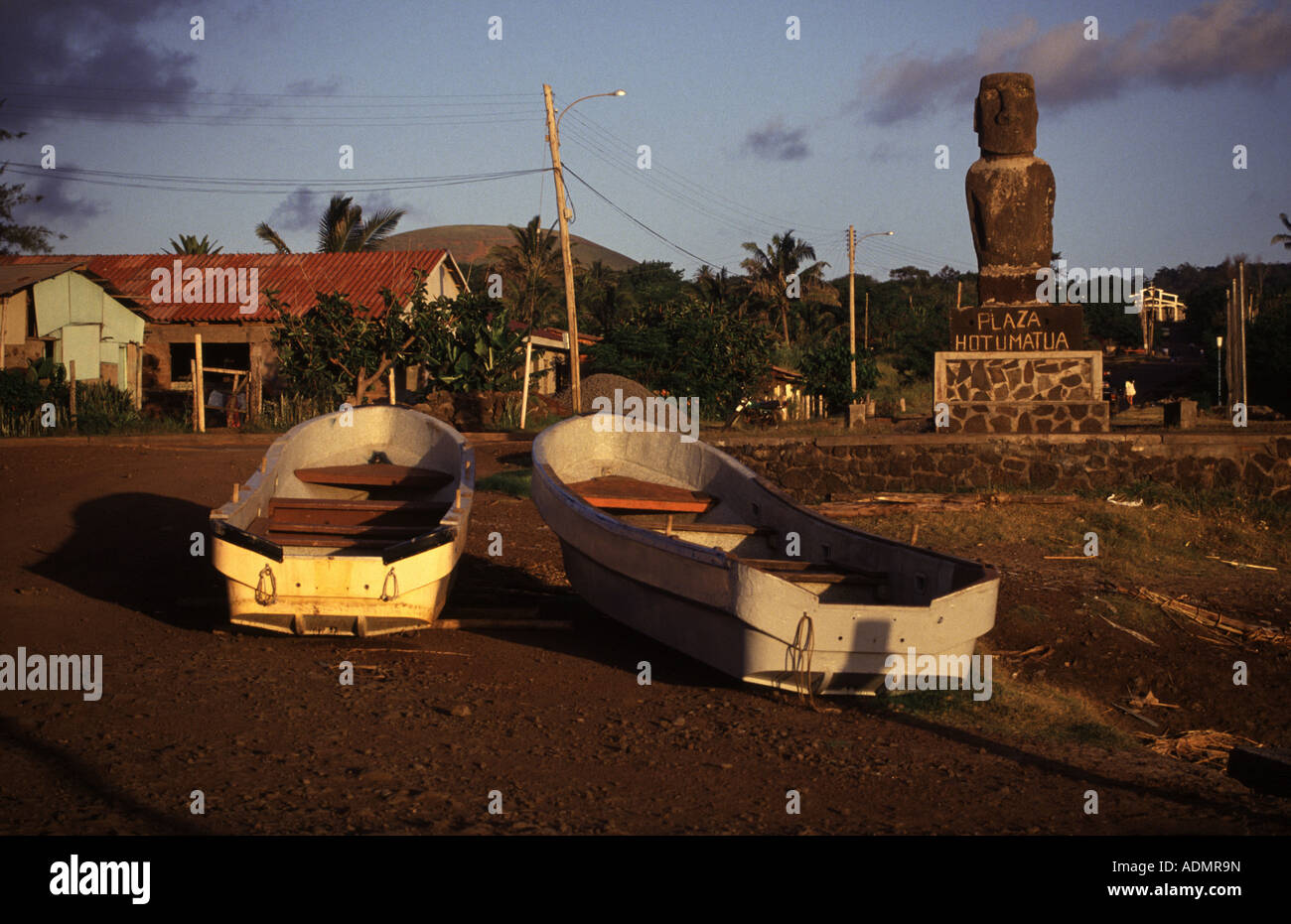 Osterinsel Easter Island Rapa Nui Hanga Roa Stock Photo - Alamy