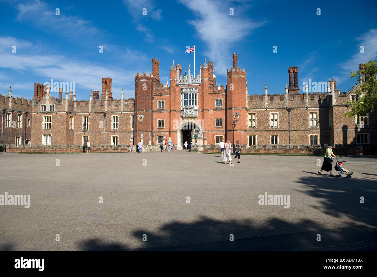 Hampton Court Palace London England Stock Photo - Alamy