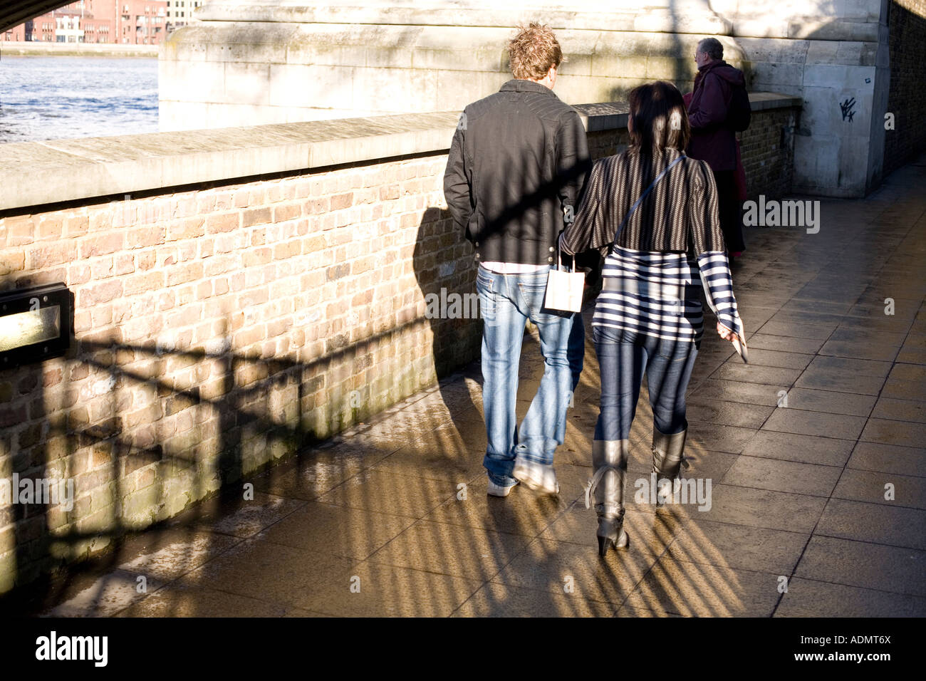 River depth thames hi-res stock photography and images - Alamy