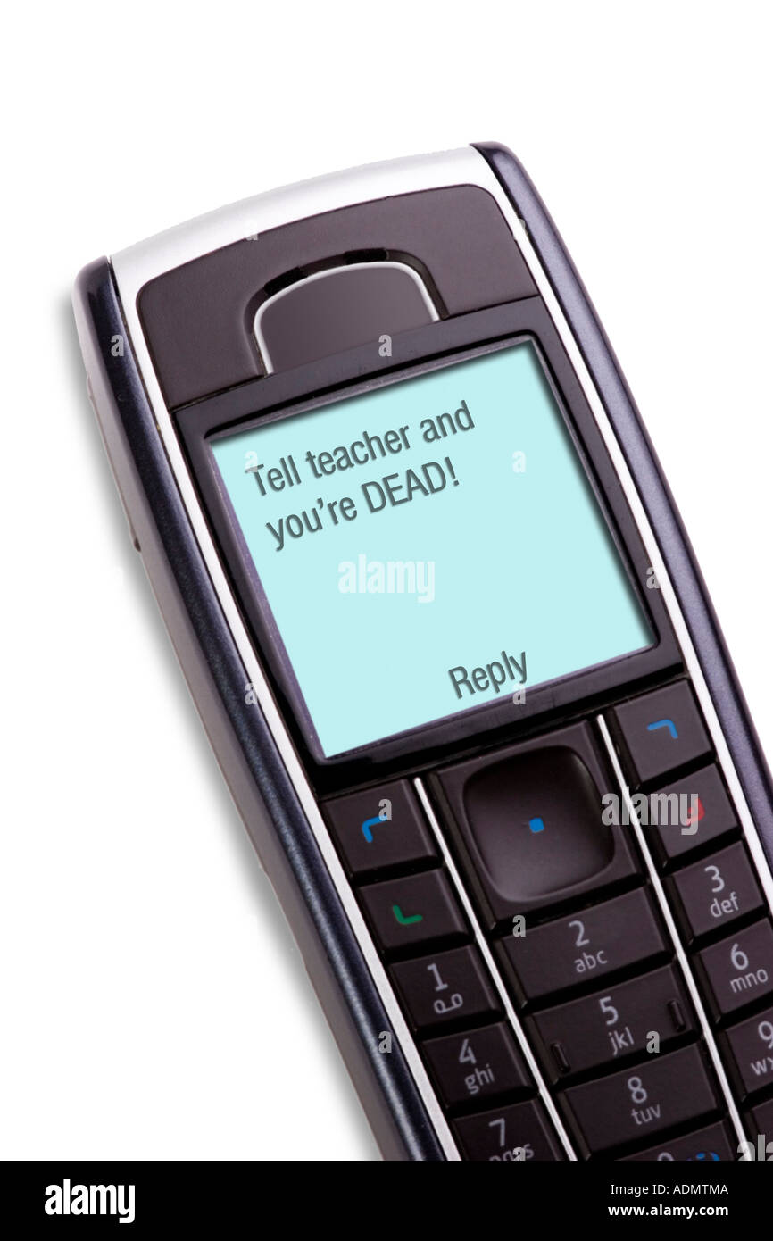 Mobile cell phone with threatening sms text message Stock Photo - Alamy