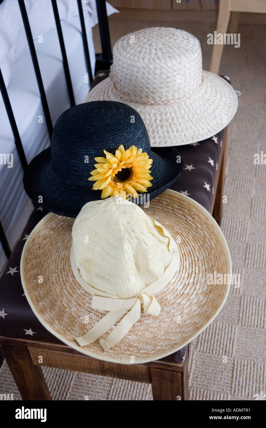 Millinery vertical hi-res stock photography and images - Alamy