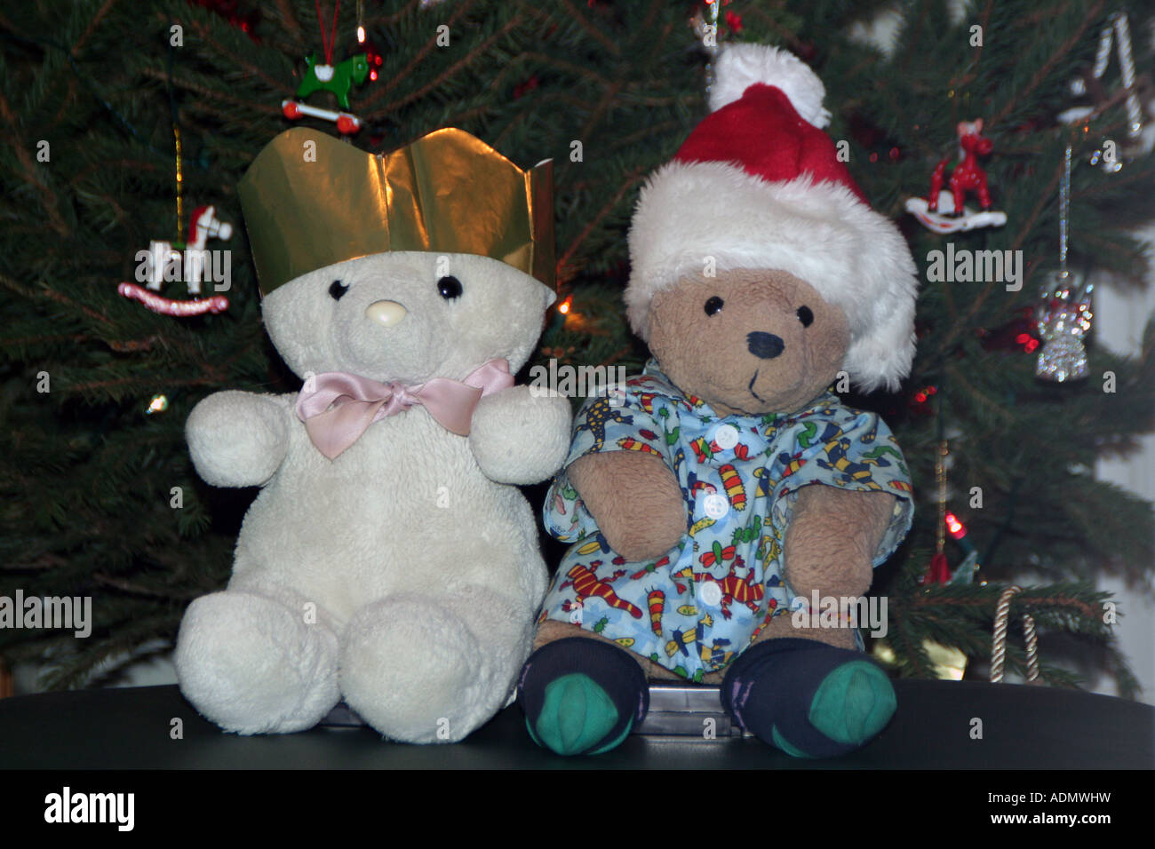 Christmas teddy bears hi-res stock photography and images - Alamy