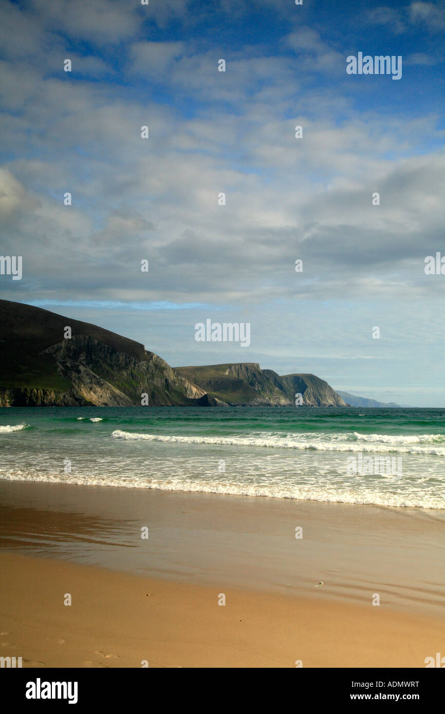 Keel beach below Minaun cliffs, Achill Island, County Mayo, Ireland ...