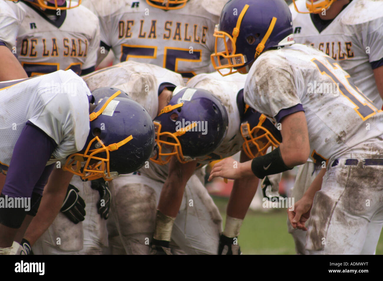 Quarterback calls the shots Stock Photo - Alamy