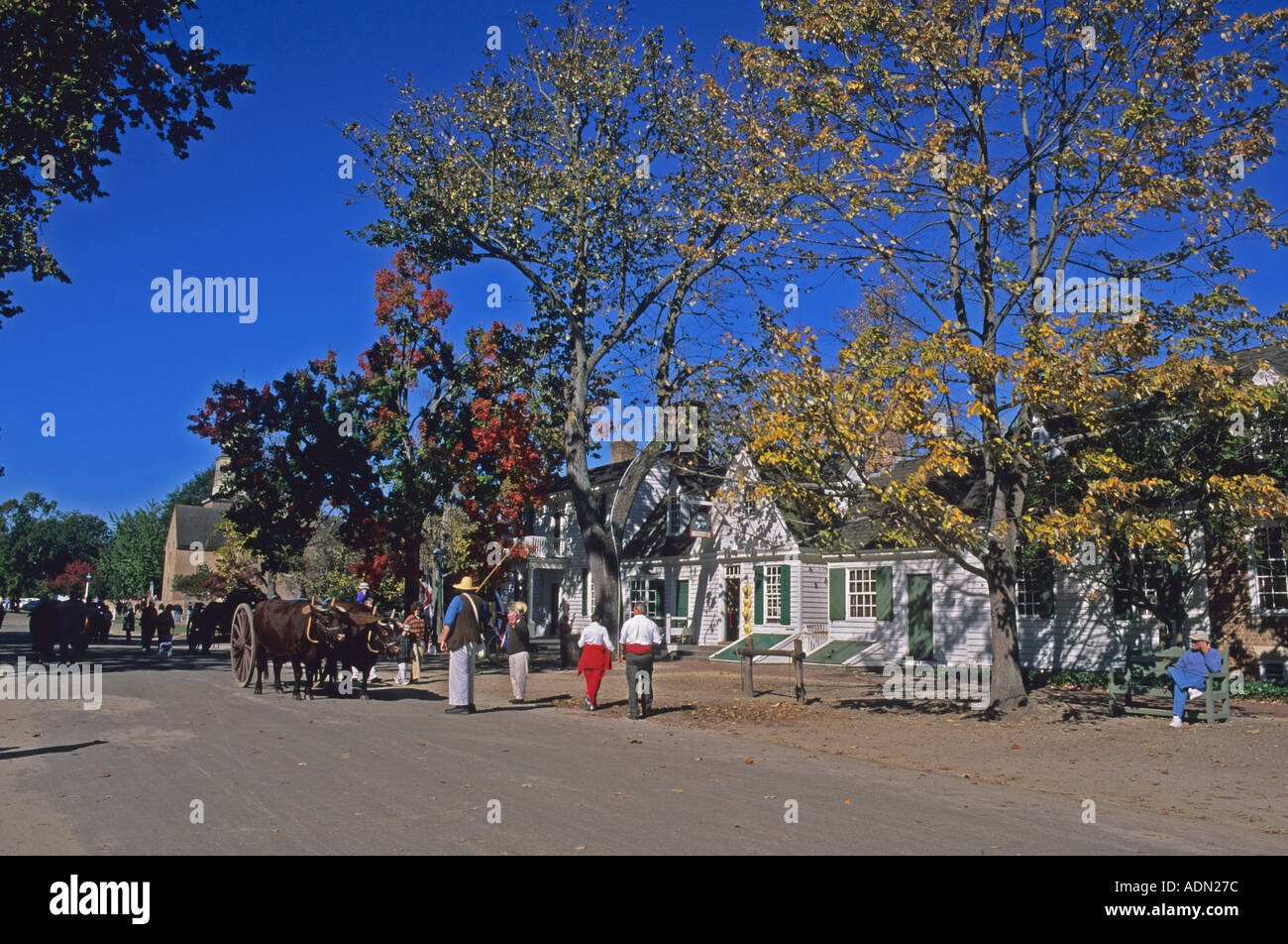 Colonial williamsburg ox cart hi-res stock photography and images - Alamy
