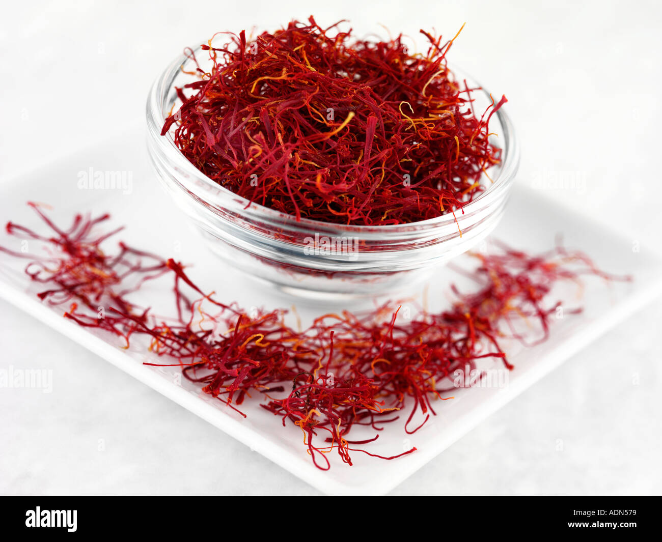 Flower threads hi-res stock photography and images - Alamy