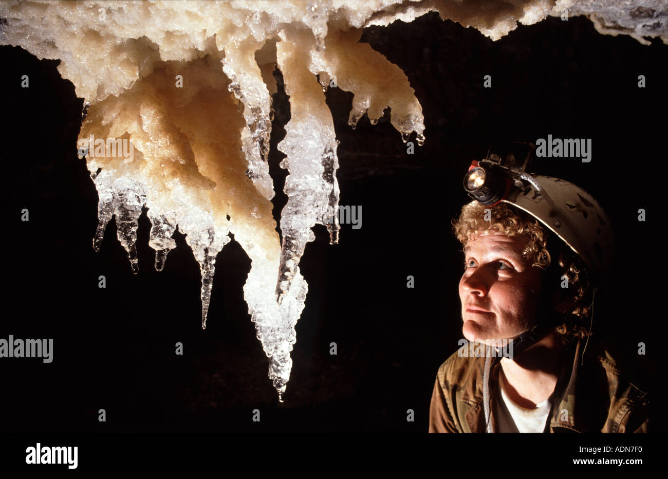 Woman caving spelunking cave hi-res stock photography and images - Alamy