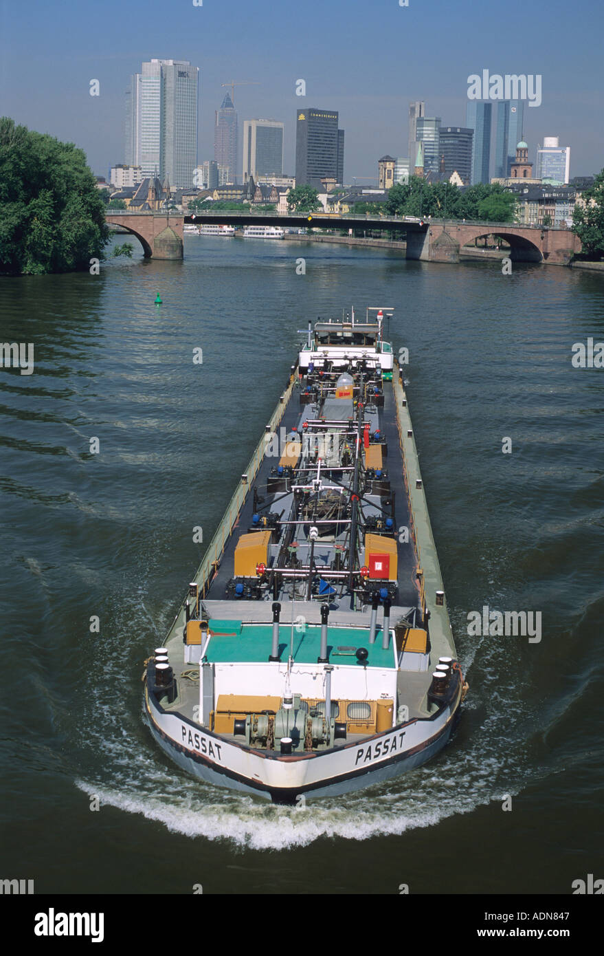 The barge hi-res stock photography and images - Alamy