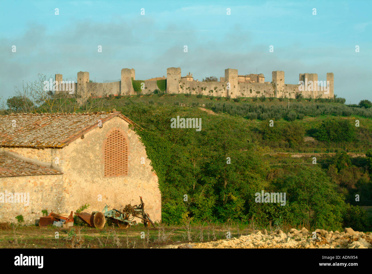 Monteriggioni Tuscany Italy Stock Photo - Alamy