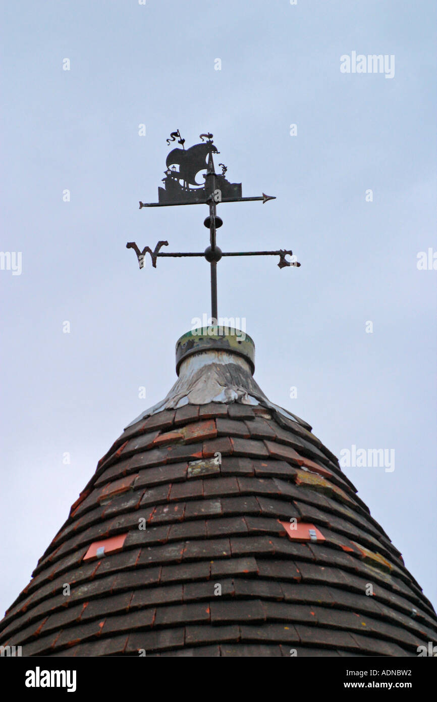 Ship weathervane uk hi-res stock photography and images - Alamy