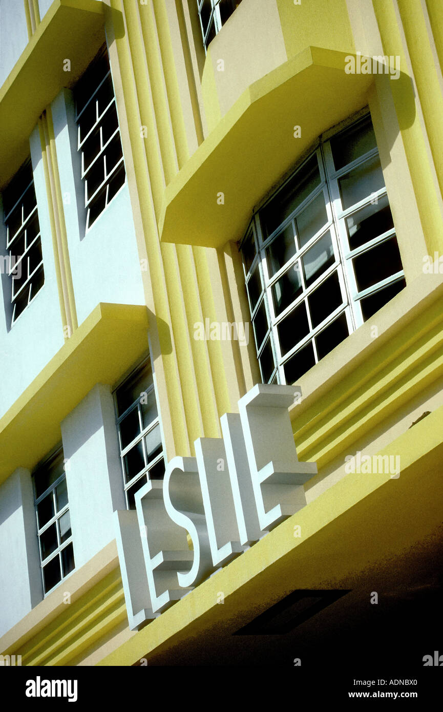 Leslie Hotel on Ocean Drive in Miami, Florida, USA Stock Photo - Alamy