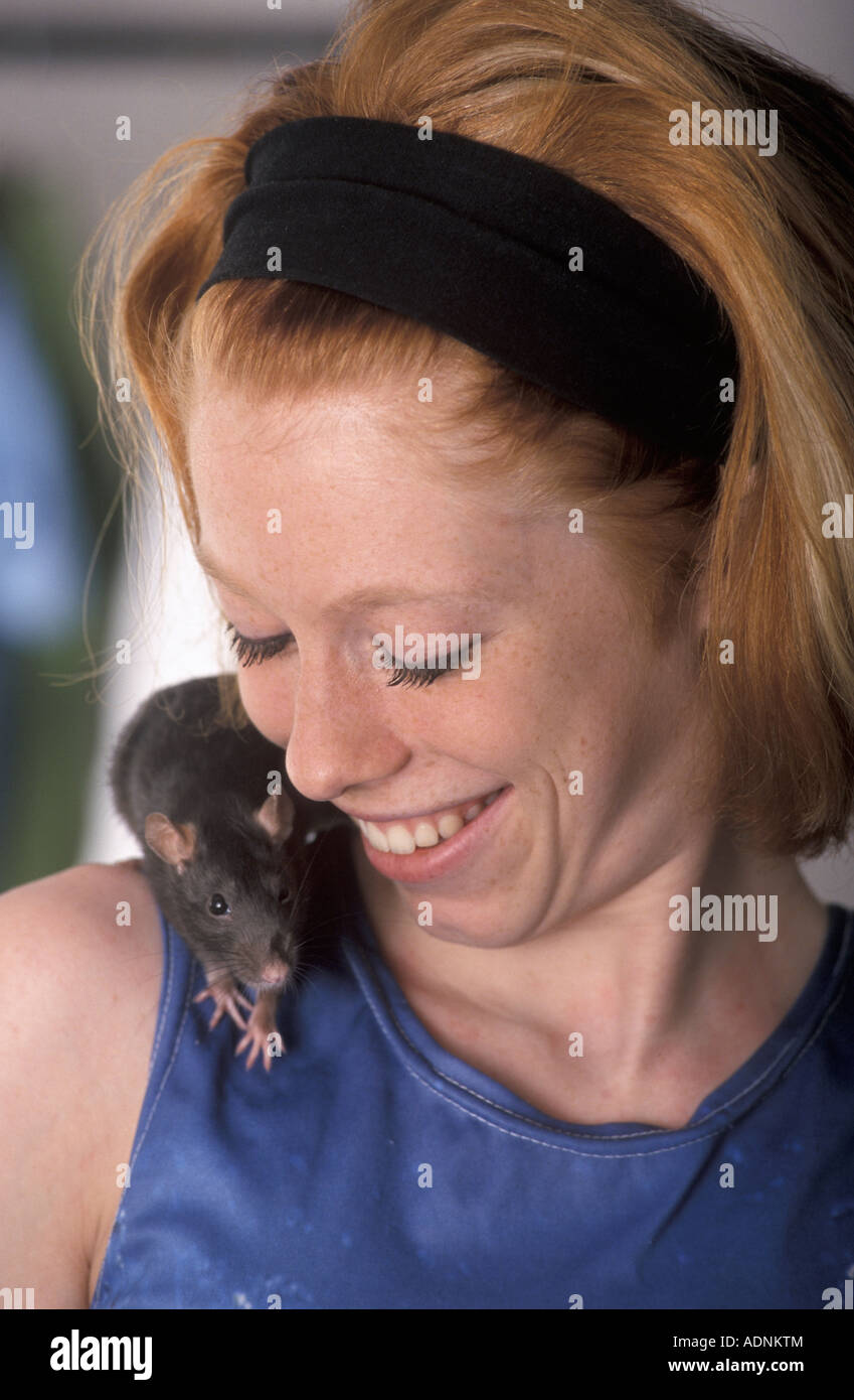 Girl rat on shoulder hi-res stock photography and images - Alamy