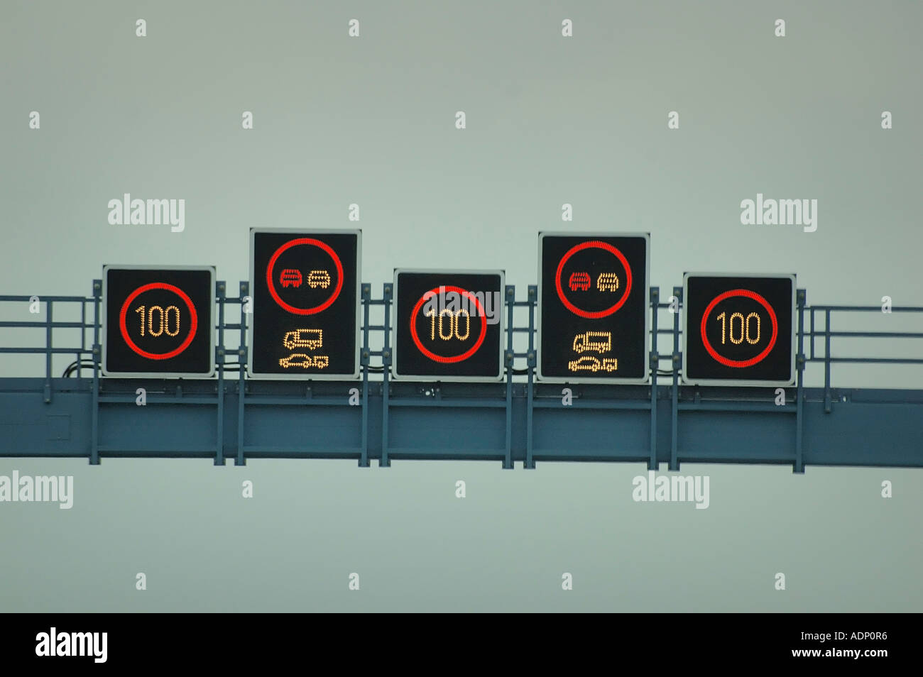 Bridge numbers hi-res stock photography and images - Alamy