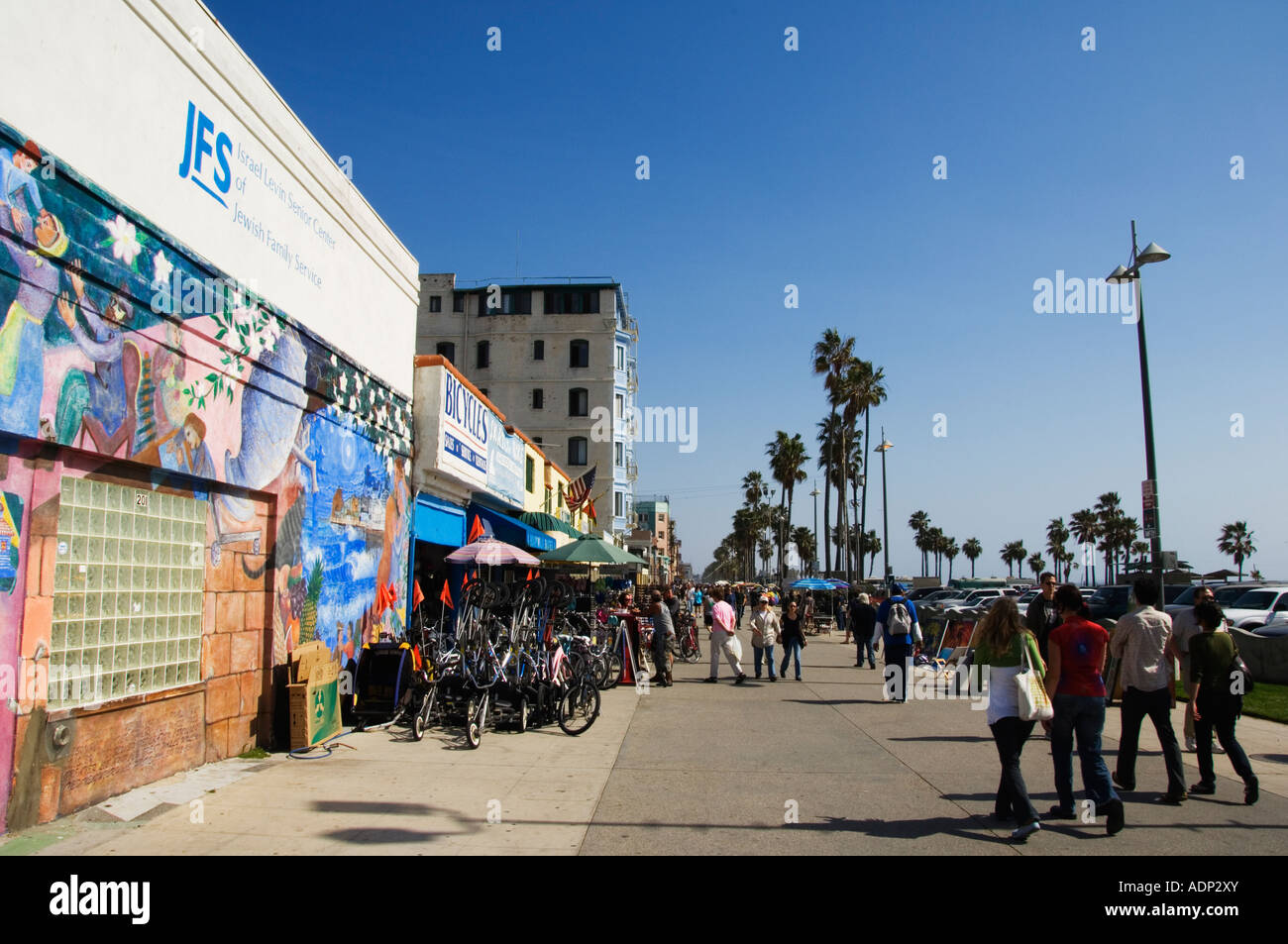 Venice beach locals hi-res stock photography and images - Alamy