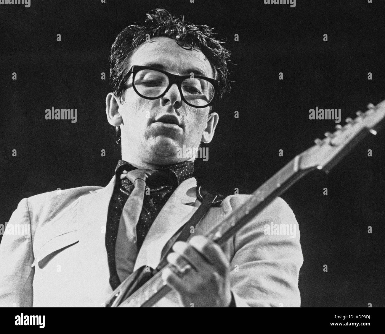 Elvis costello hi-res stock photography and images - Alamy