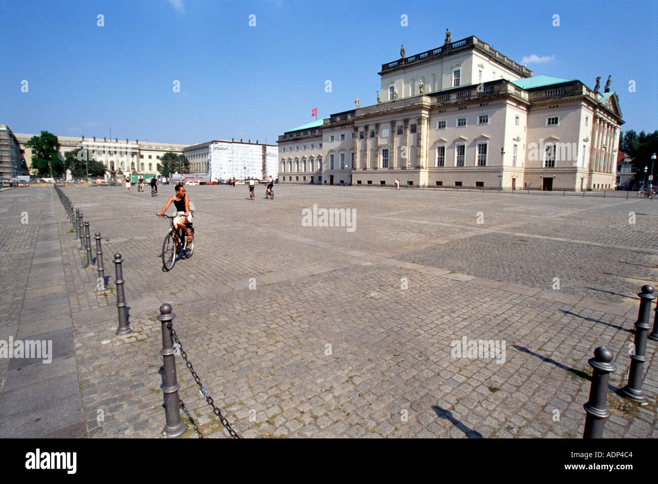 Opernplatz berlin hi-res stock photography and images - Alamy