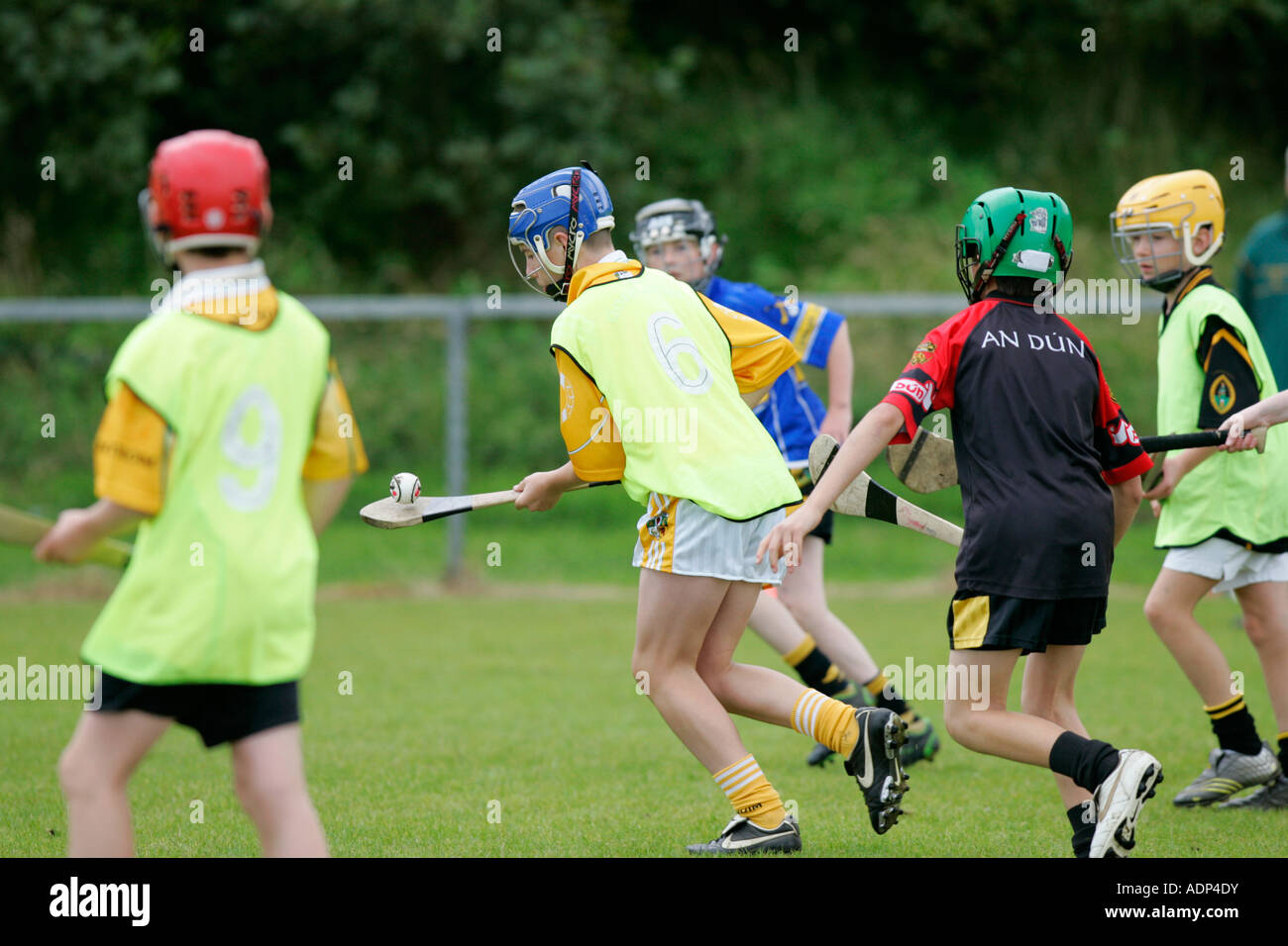Hurling ireland helmet hi-res stock photography and images - Alamy