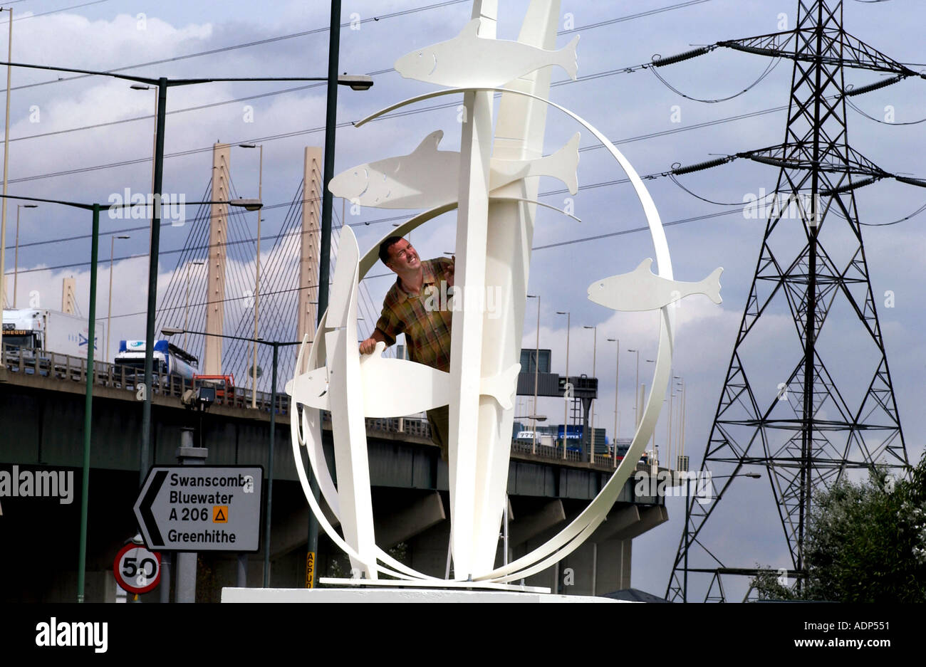 Roundabout Art At QEII bridge Dartford Stock Photo - Alamy