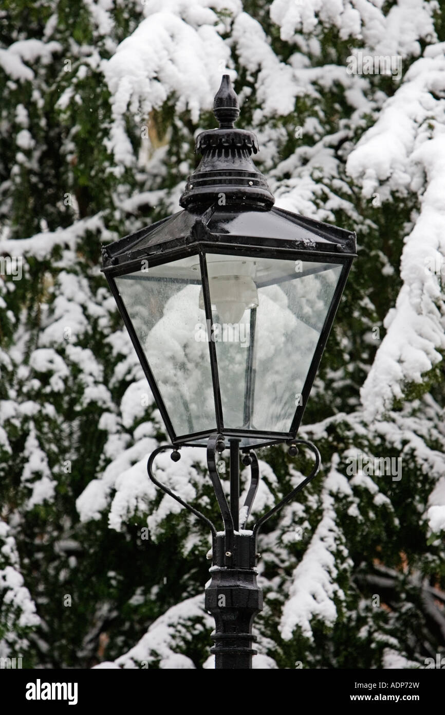 Old Fashioned Street Lights High Resolution Stock Photography and ...