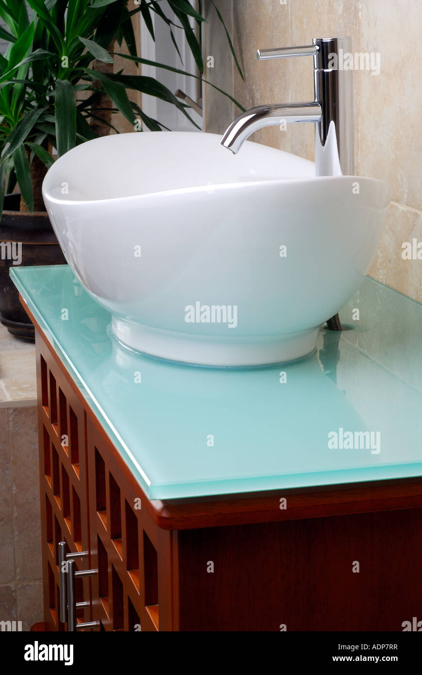 Bathroom vanity hi-res stock photography and images - Alamy