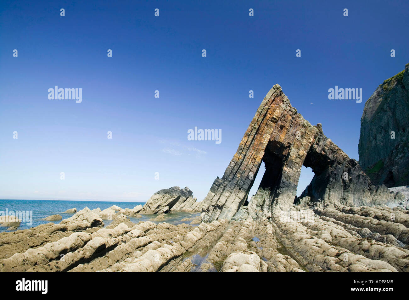 Devon sea cave hi-res stock photography and images - Alamy