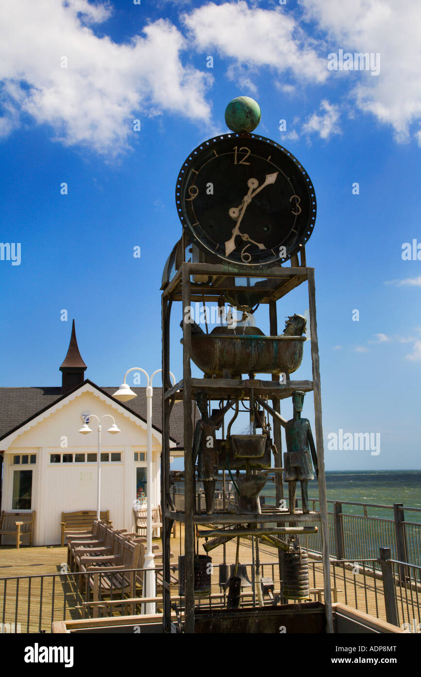 Water powered clock on hi-res stock photography and images - Alamy