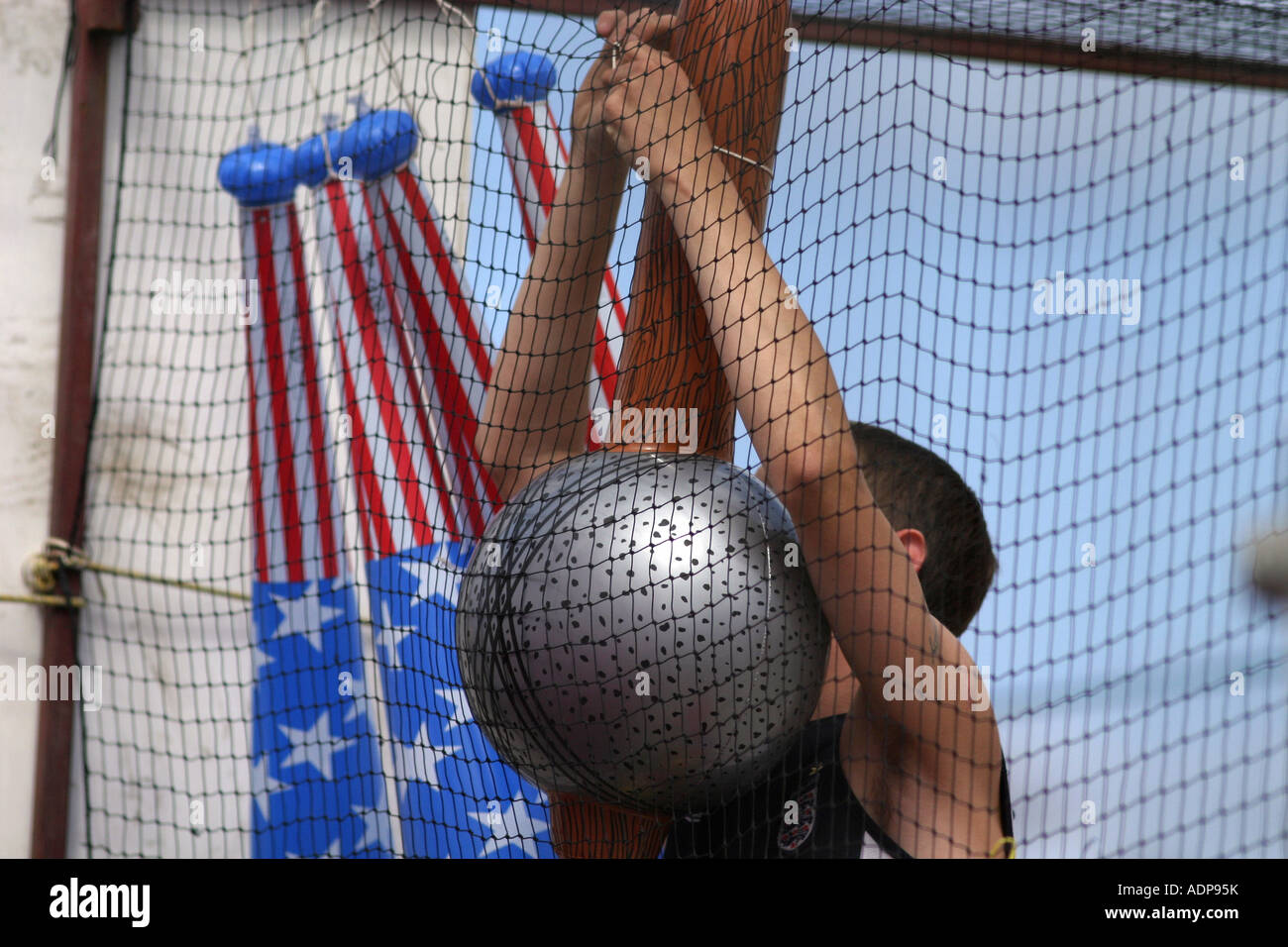 Fairground worker hi-res stock photography and images - Alamy