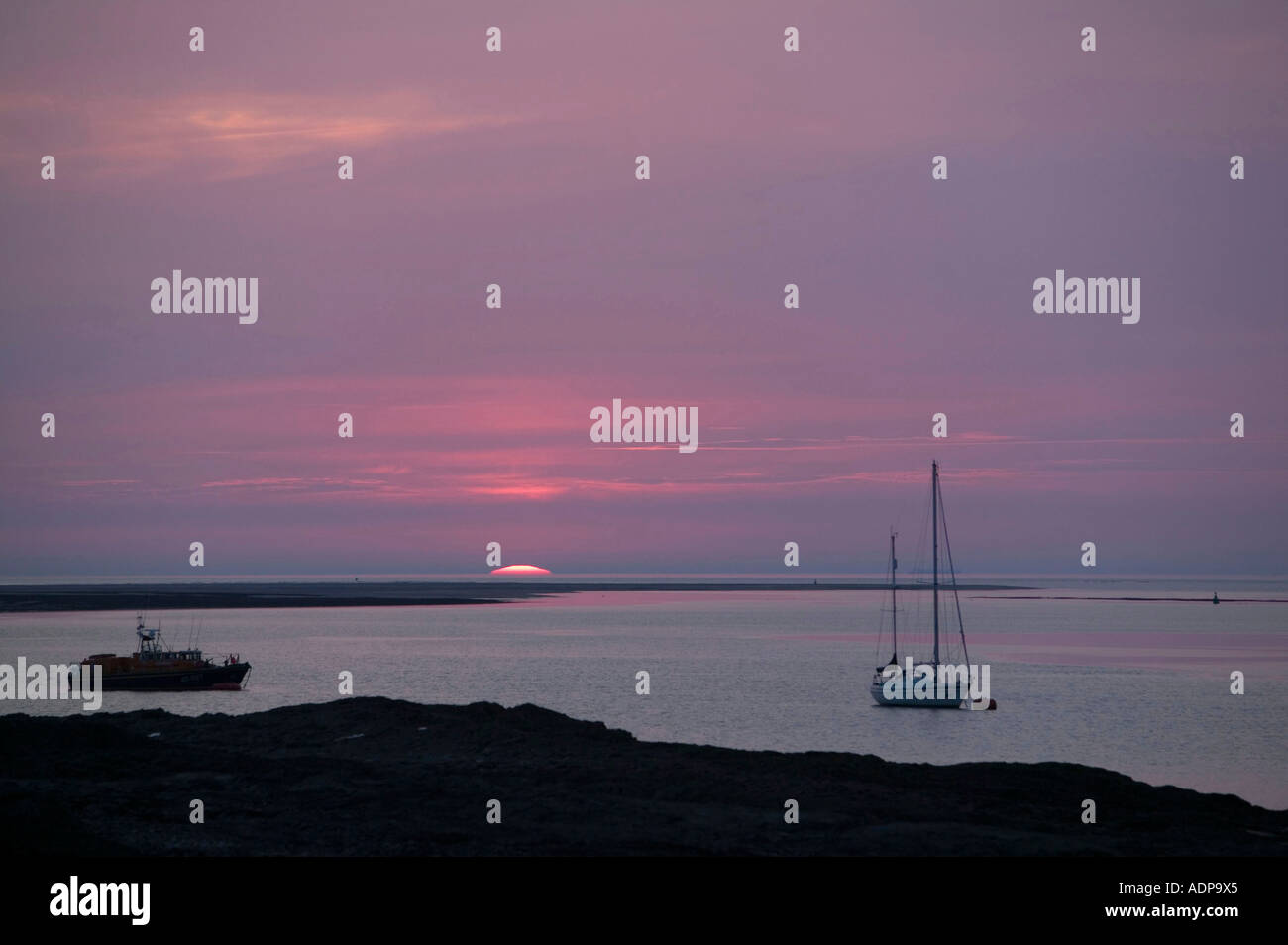Appledore lifeboat hi-res stock photography and images - Alamy