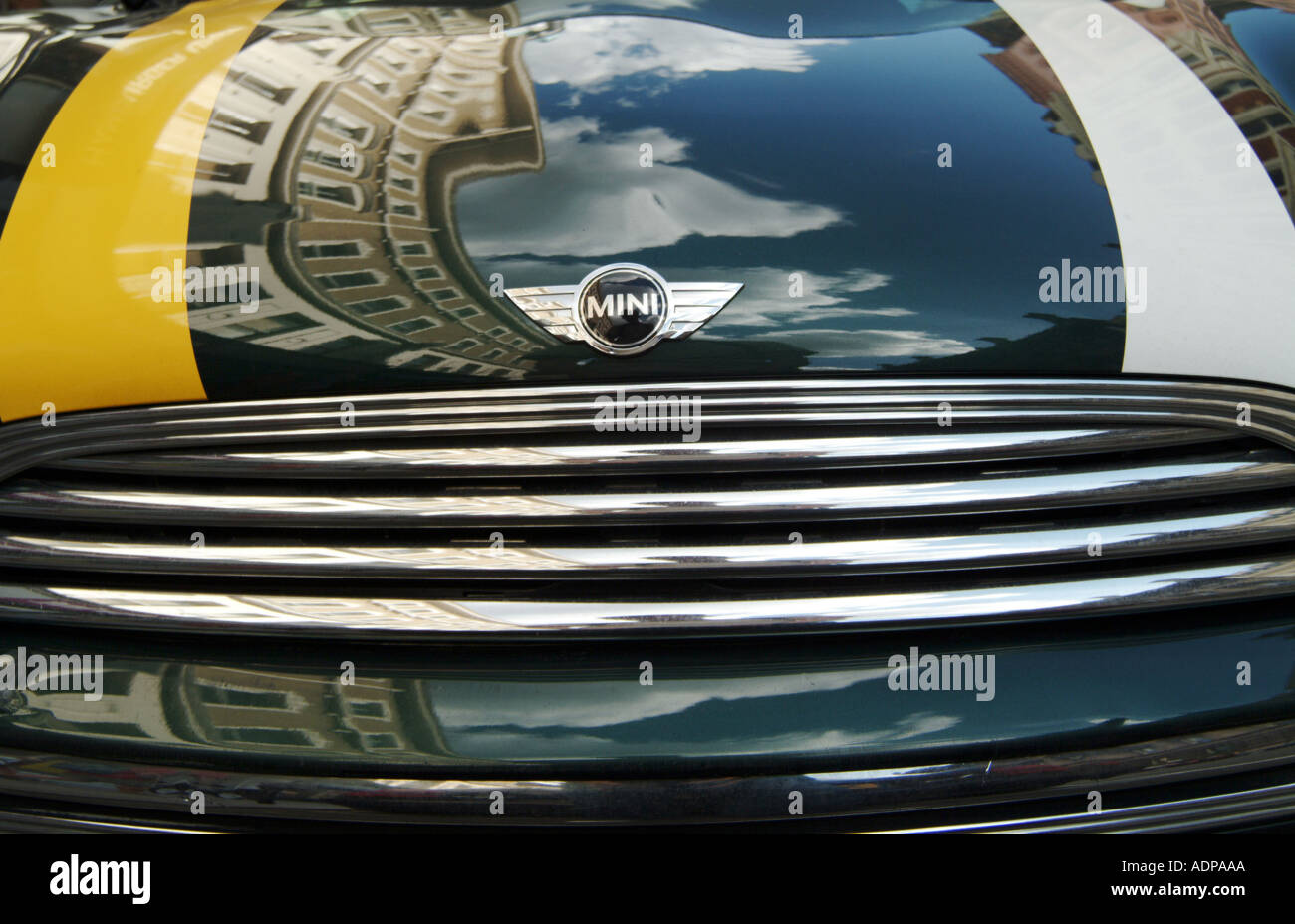 Foxtons mini hi-res stock photography and images - Alamy