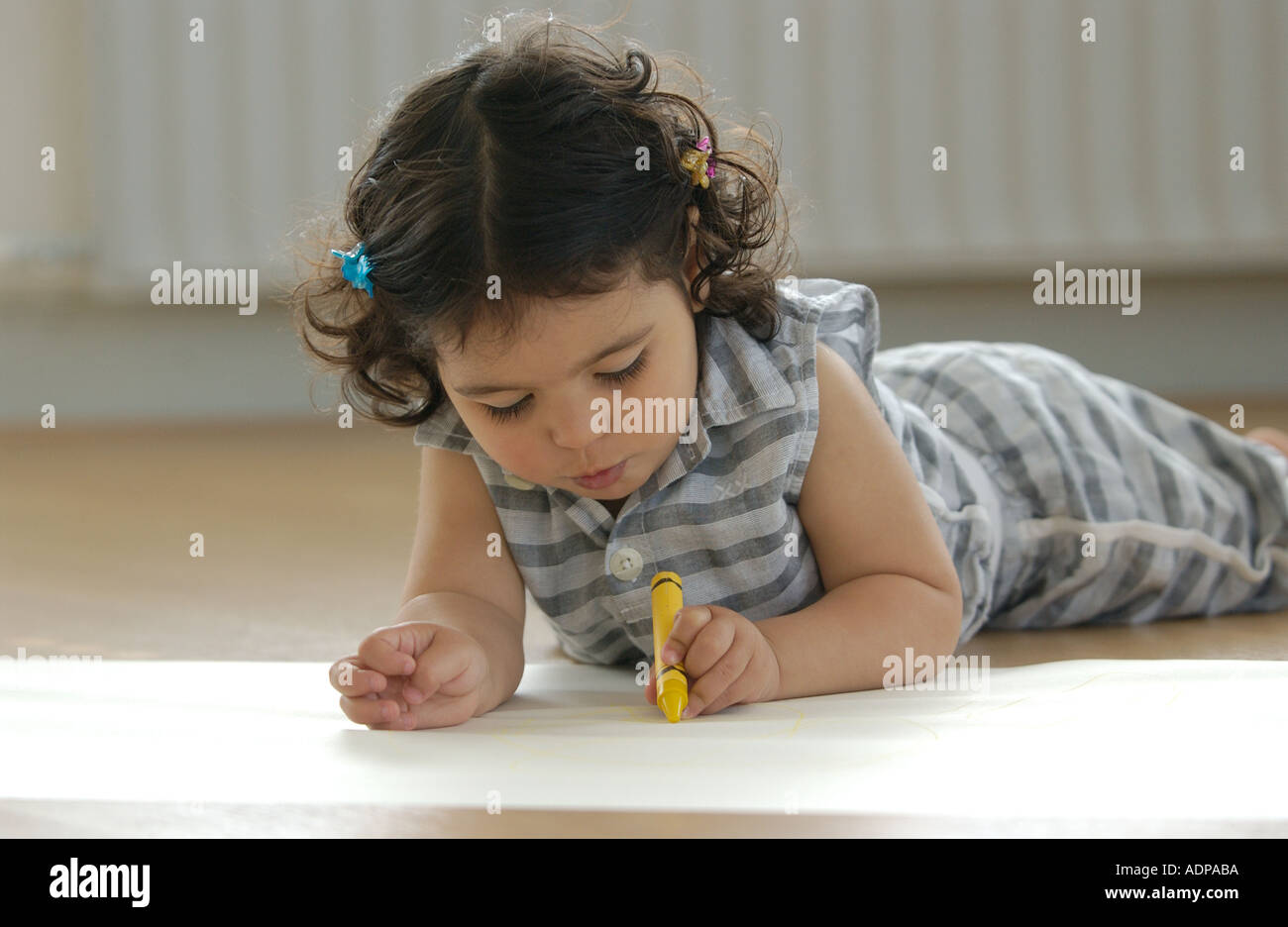girl playing drawing Stock Photo - Alamy