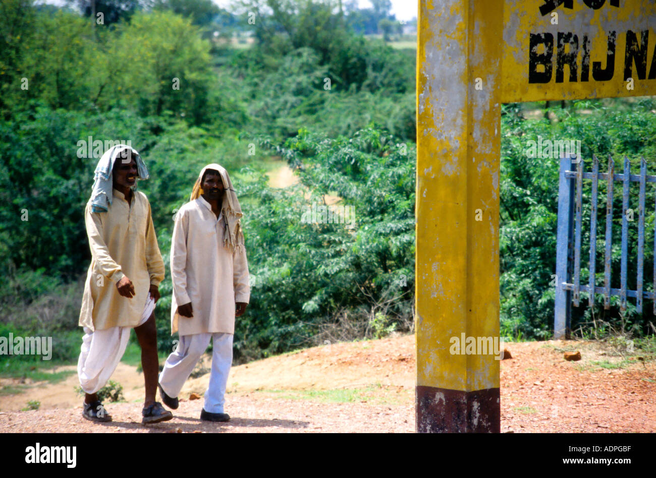 Shade heat india extreme hi-res stock photography and images - Alamy