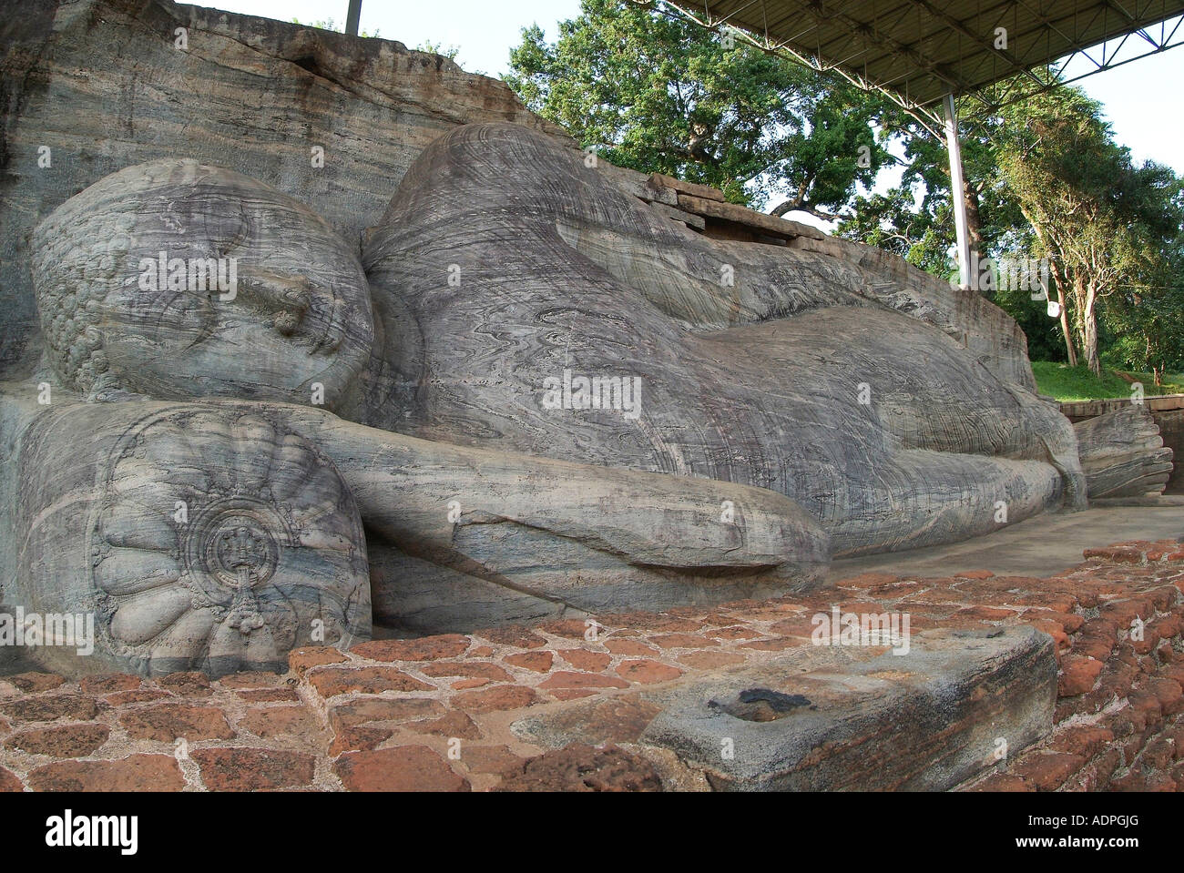 Buddha statue in the lion posture just as he attained final Nirvana ...