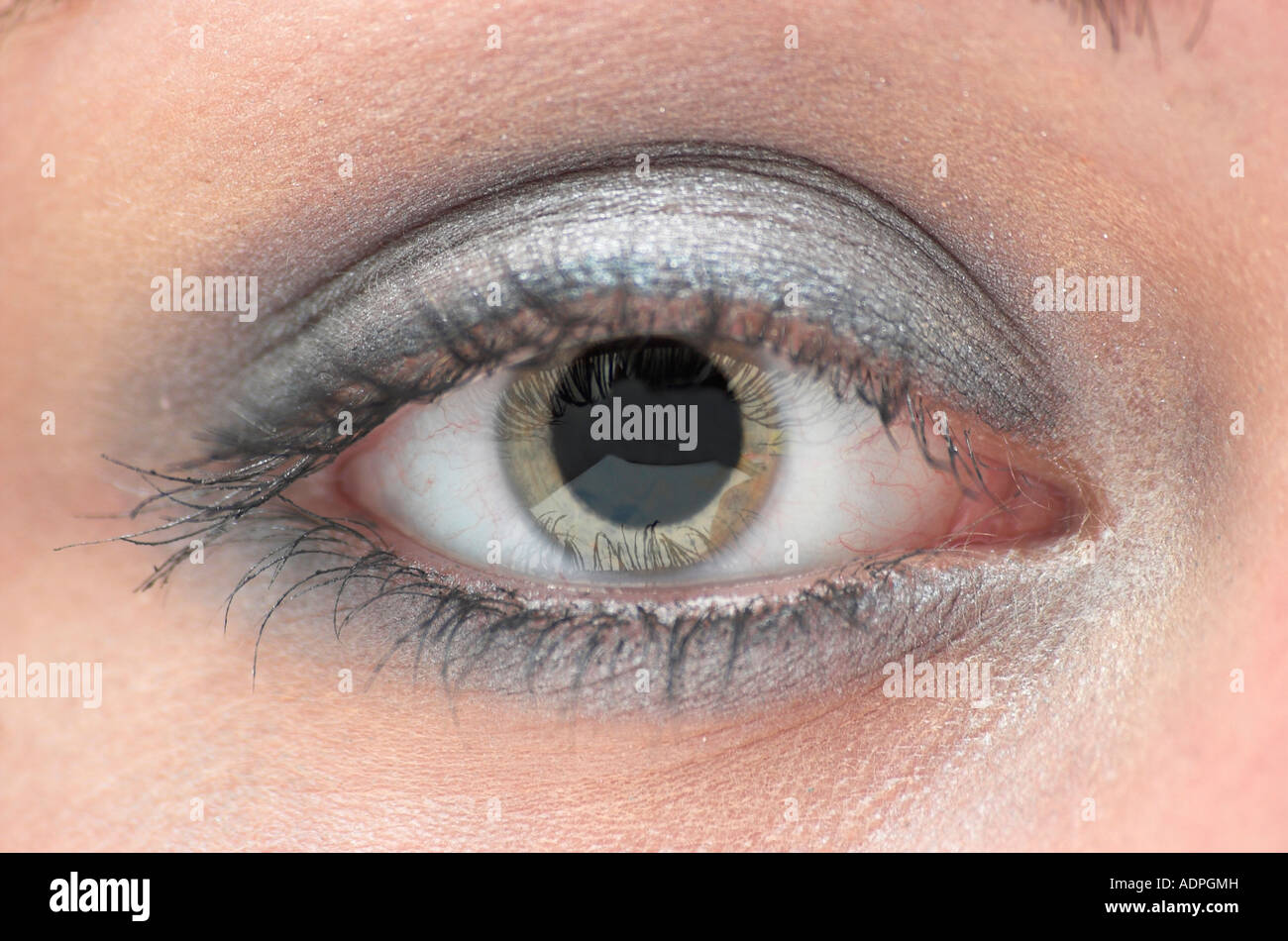 Extreme close up eye dramatic hi-res stock photography and images - Alamy