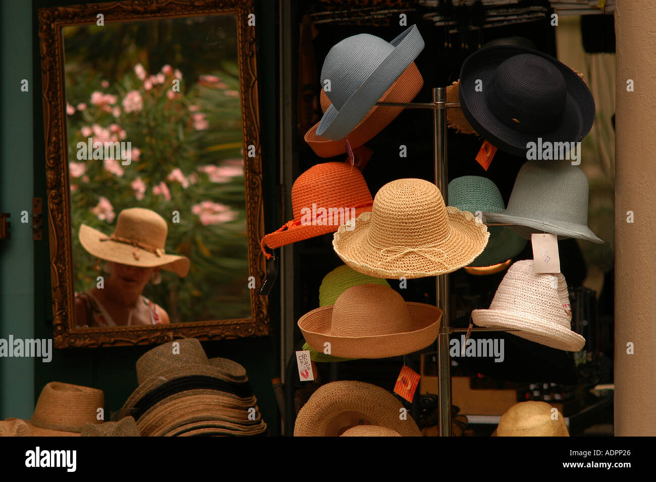 French clothes shop woman hi-res stock photography and images - Alamy