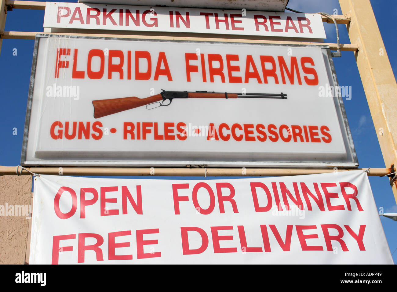 Miami Florida,Biscayne Boulevard,signs,firearms,guns,rifles,visitors ...