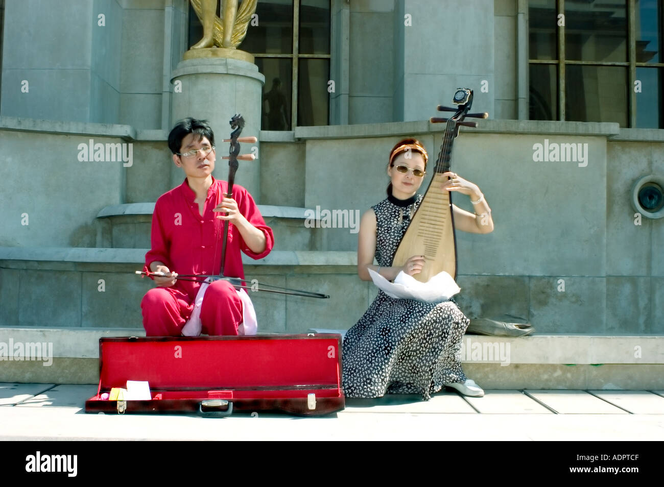 Paris France, Chinese Couple Performing Traditional Chinese Music on ...