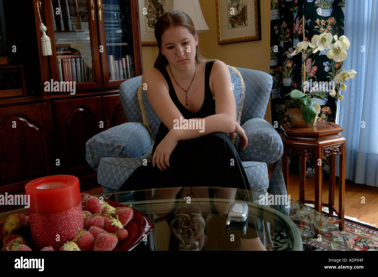 Phone rang hi-res stock photography and images - Alamy