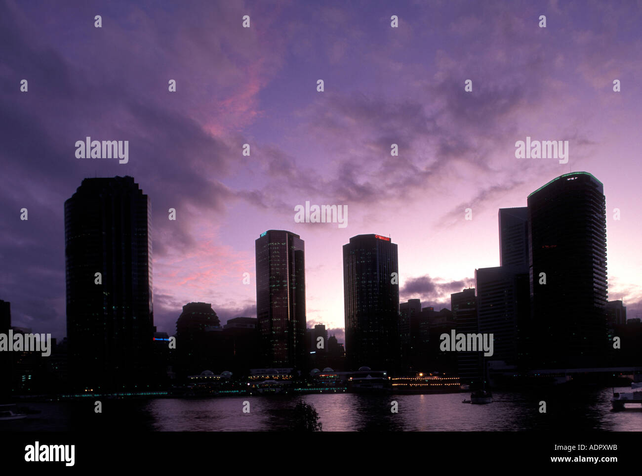 Setting sun brisbane hi-res stock photography and images - Alamy