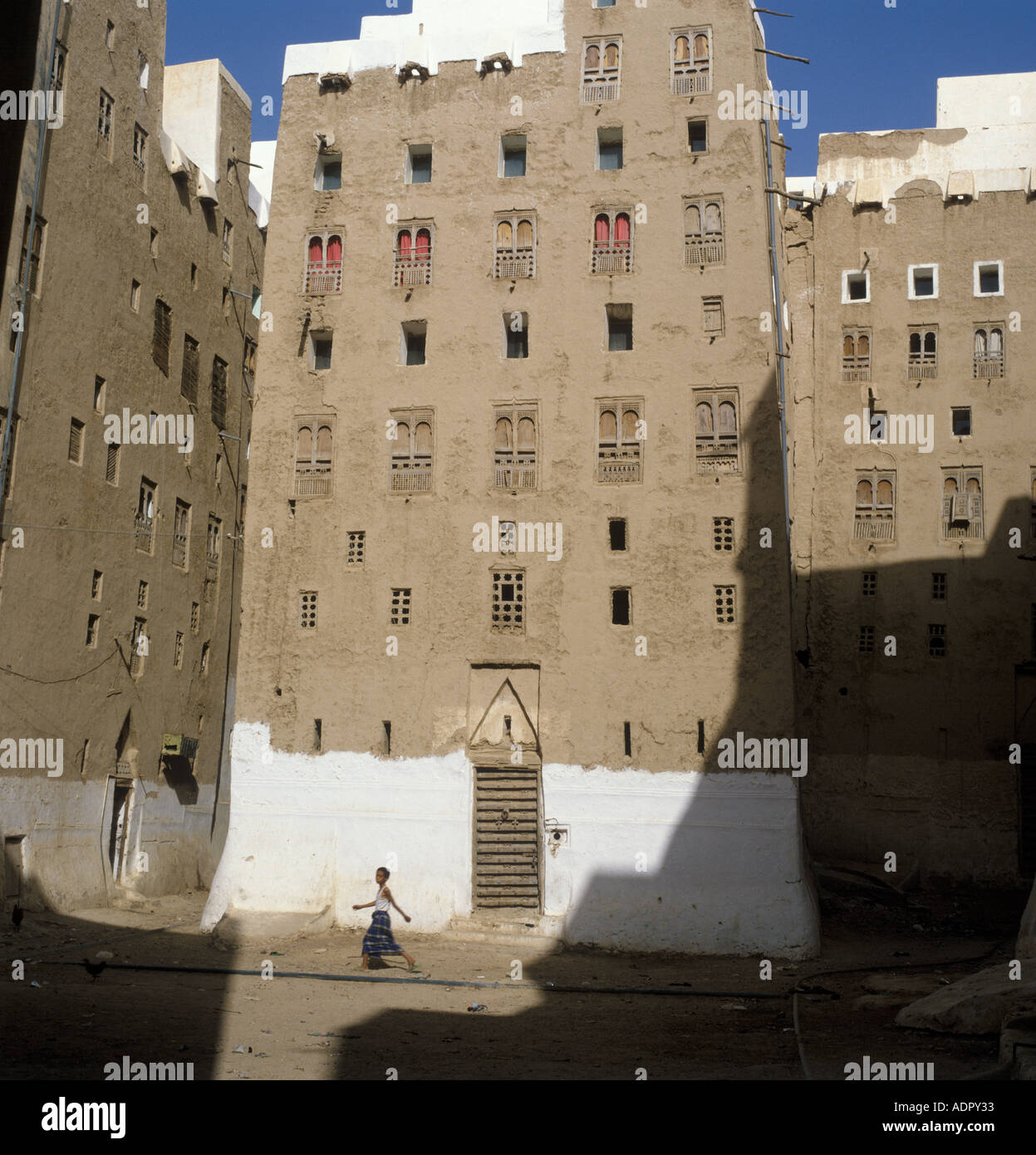 Yemen arabia shibam architecture hi-res stock photography and images ...