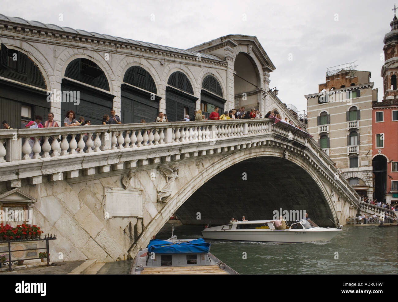 Rialto Bridge, Venice Stock Photo - Alamy