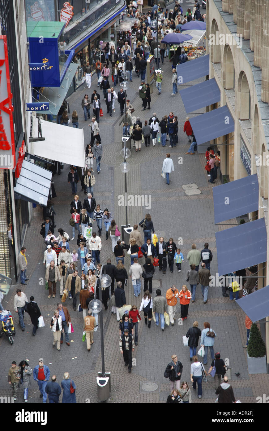 high street, pedestrian zone in the city, Germany, North Rhine ...