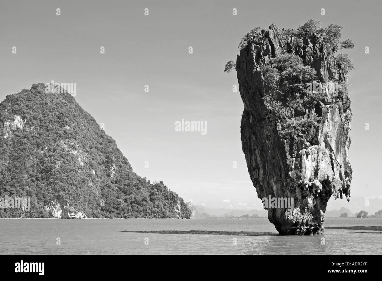 James Bond rock, Thailand, Ao Phang-Nga National Park Stock Photo - Alamy