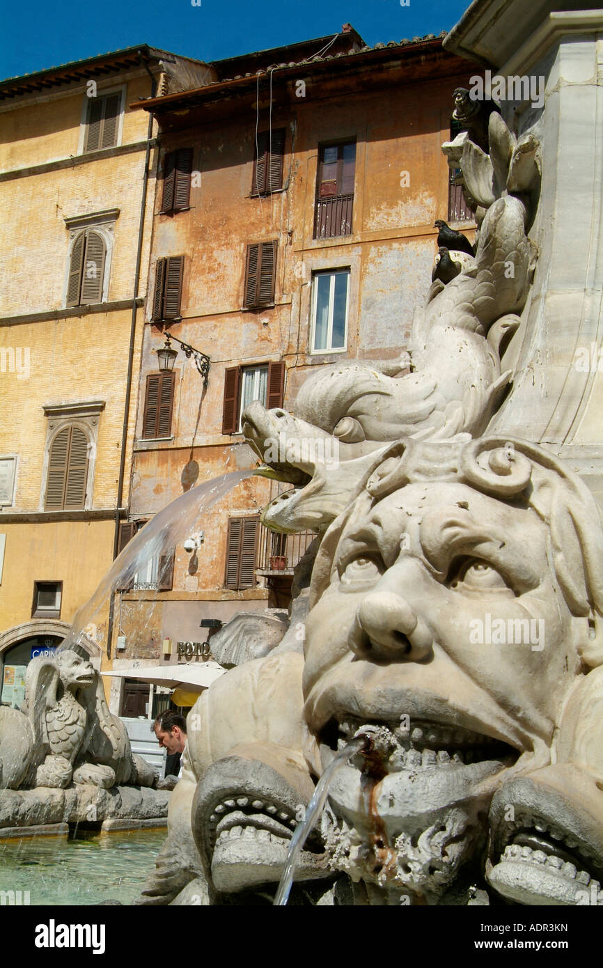 Water fountain and old building at Piazza della Rotonda Stock Photo - Alamy