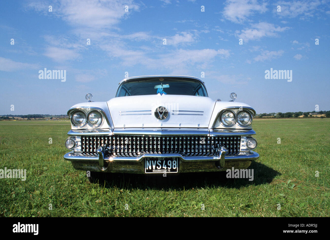 Buick Series 75 Roadmaster of 1958 Stock Photo - Alamy