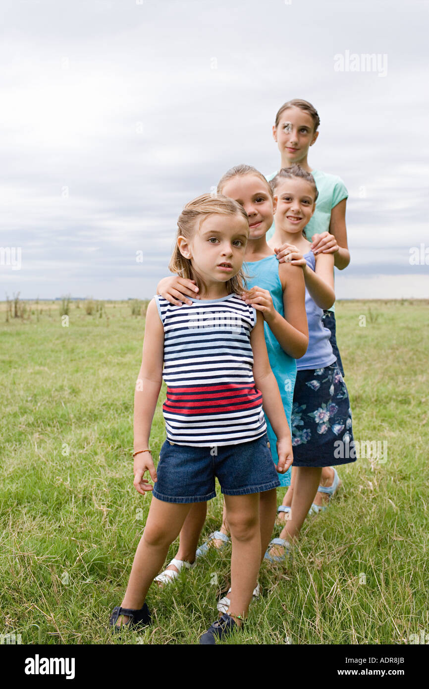 Girls in a line hi-res stock photography and images - Alamy