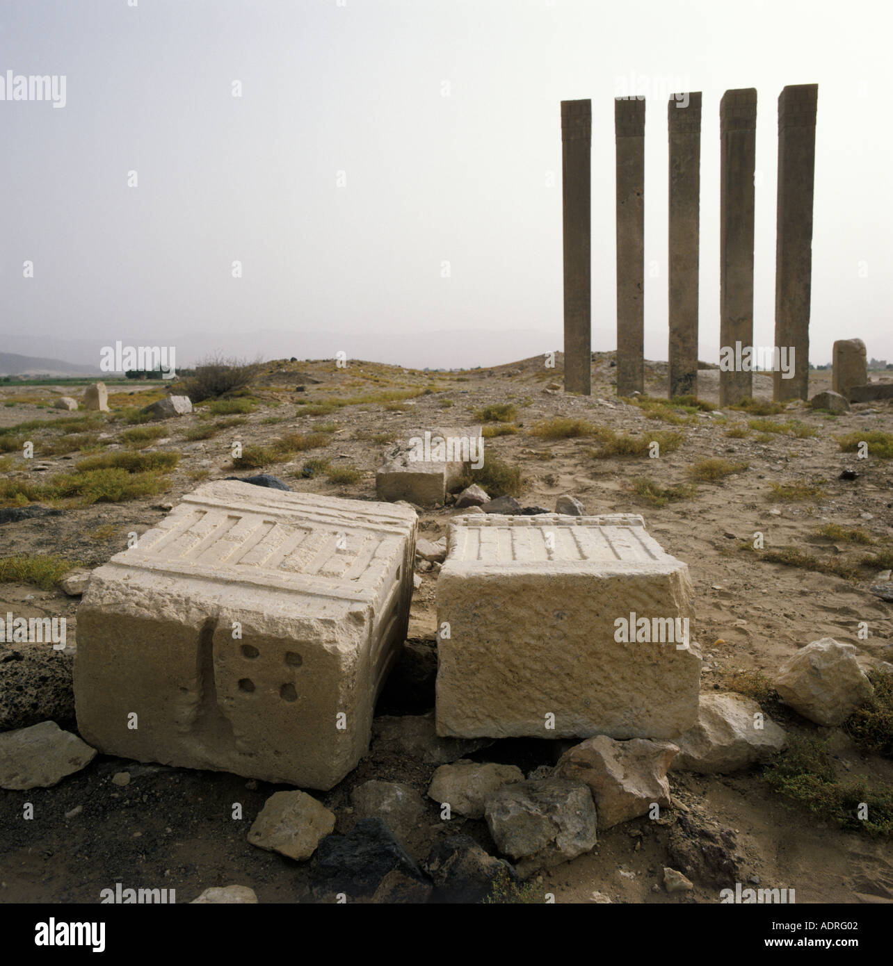 Marib ruins hi-res stock photography and images - Alamy