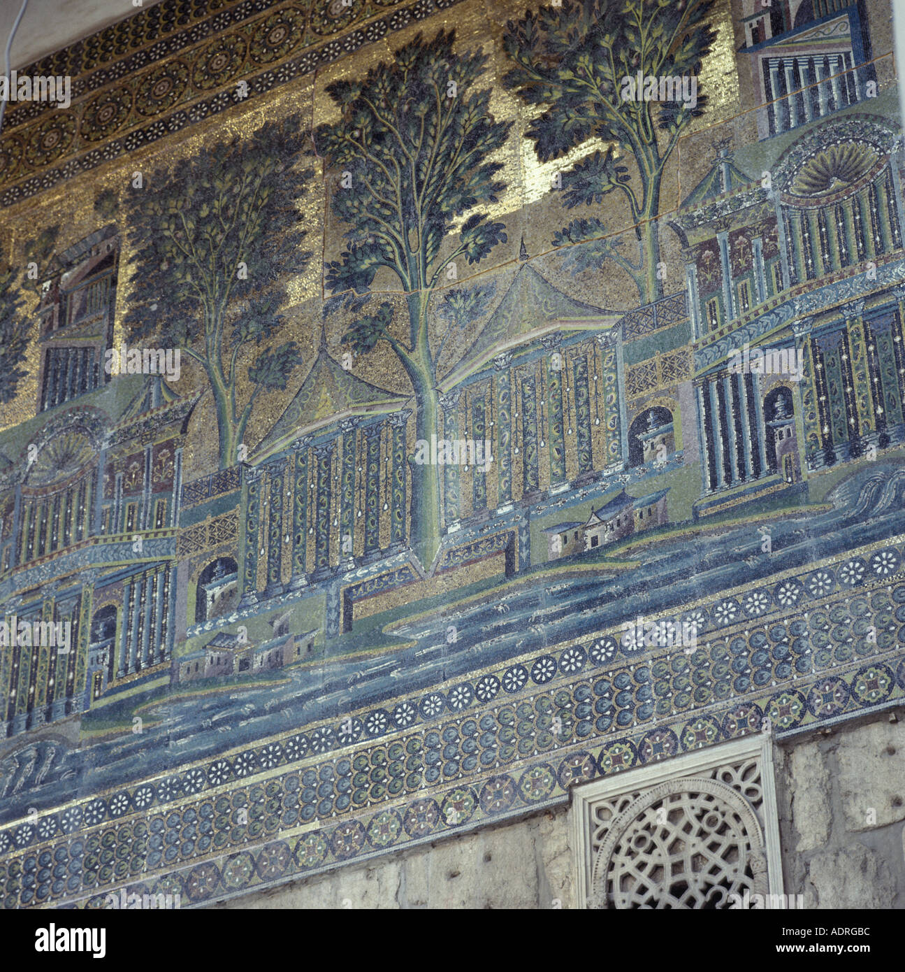 Umayyad mosque of damascus barada hi-res stock photography and images ...