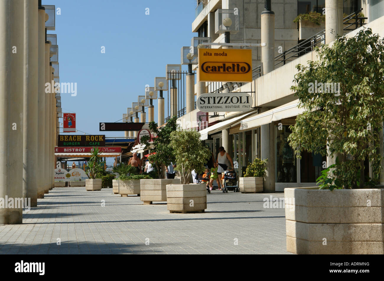 Supermarket benidorm hi-res stock photography and images - Alamy
